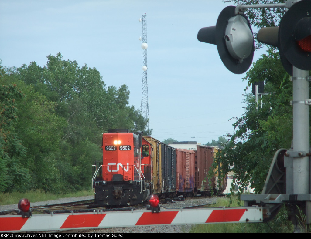 IC 9602 switching the north end of CN East Joliet Yard